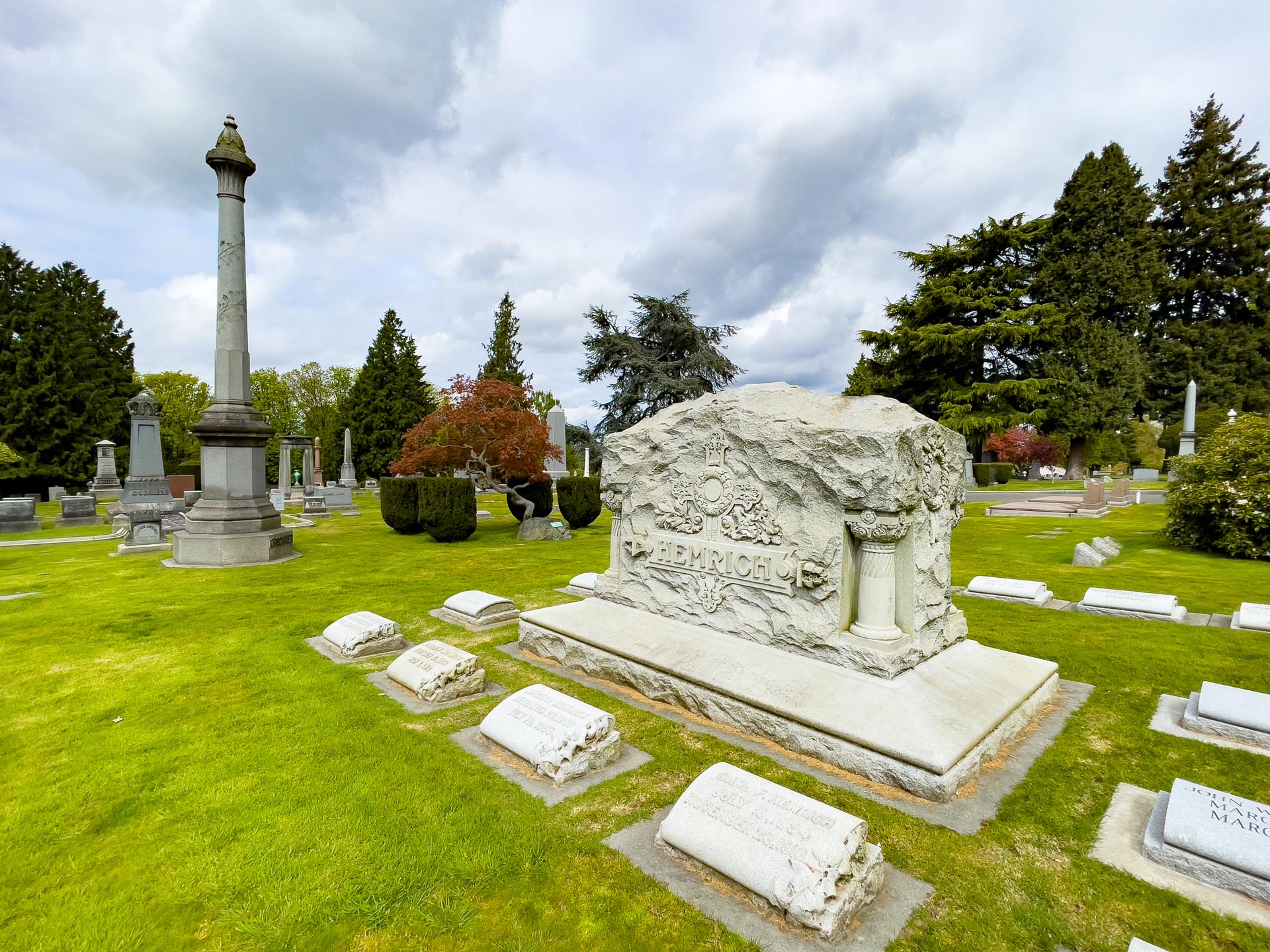 Burials & Cremations - Lake View Cemetery